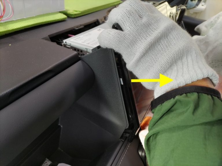 新型90 VOXY・NOAH ｜TVキャンセラー取り付け | 車速は5ピンの真ん中